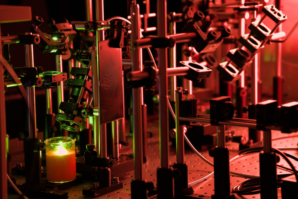 Photonics Research in Erlangen › Erlangen Graduate School in Advanced ...